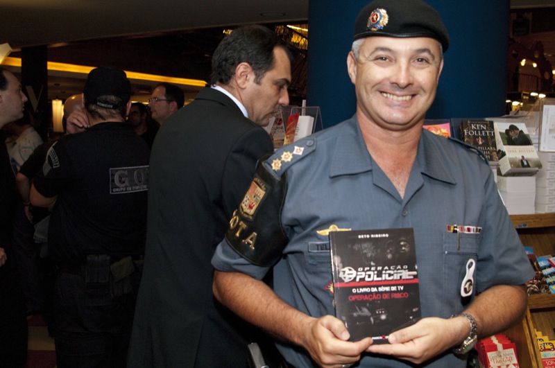 Beto Ribeiro | Livro | VOD | TV: Fotos lançamento livro "Operação ...