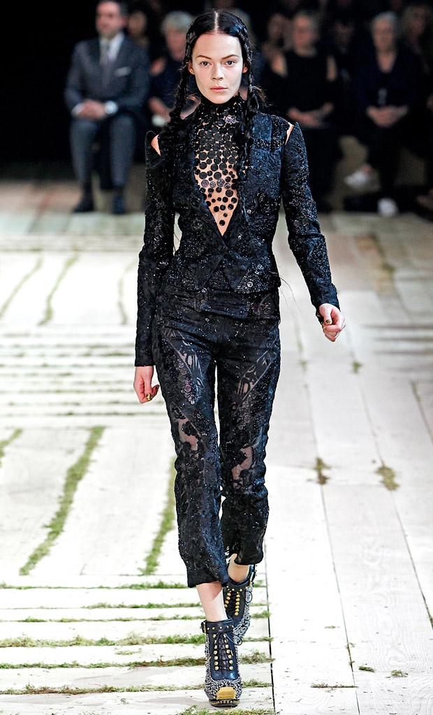 Fashion Styling by Karen Drummond: Sarah Burton S/S 11 - another ...