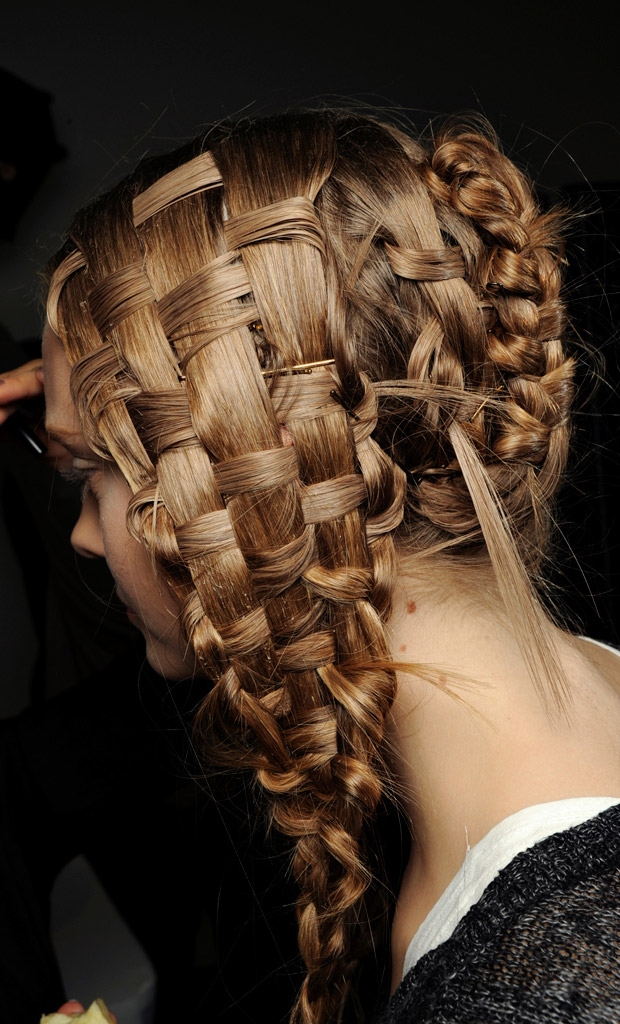 Fashion Styling by Karen Drummond: Sarah Burton S/S 11 - another ...