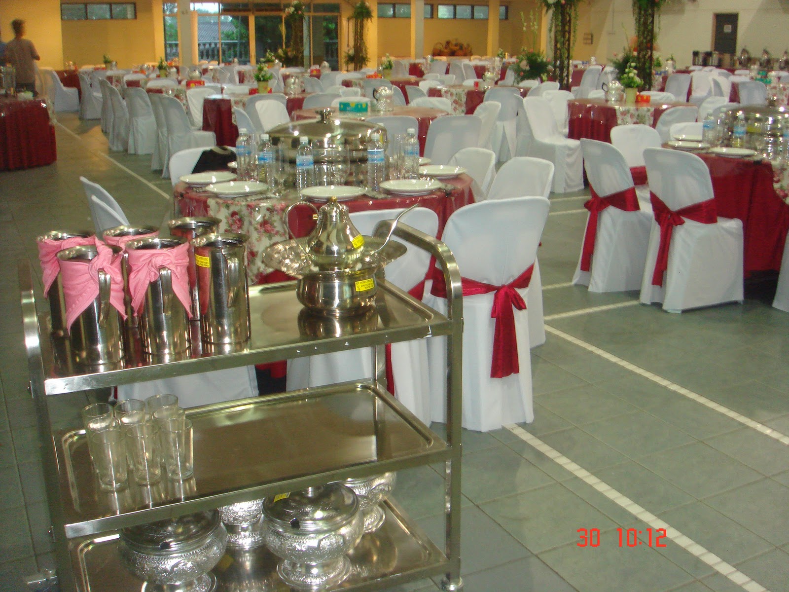 HAJI TAHA CATERING: Majlis perkahwinan di Dewan Kampung Melayu