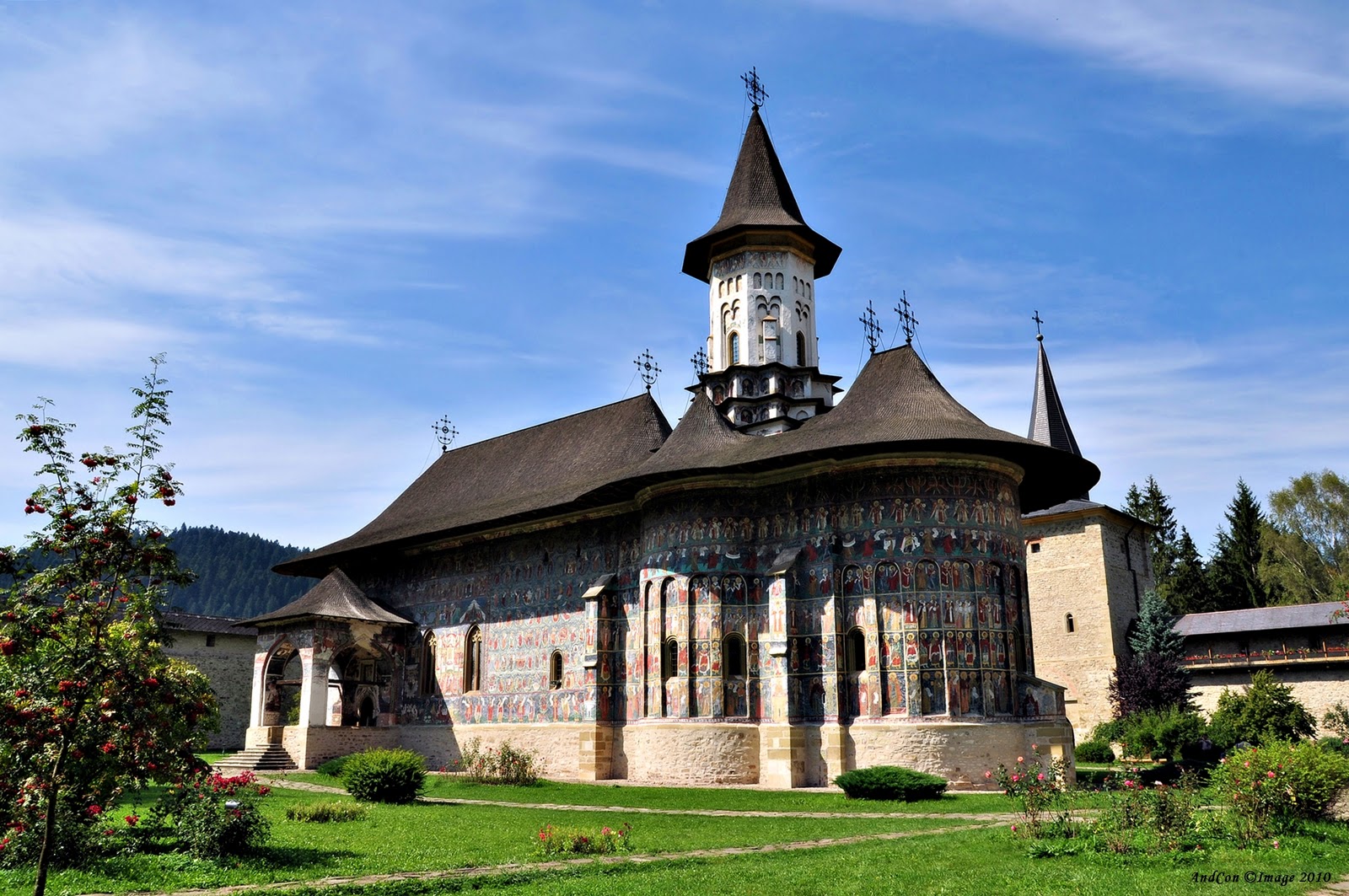 PHOTORAMA my photo blog: MANASTIREA SUCEVITA/SUCEVITA MONASTERY