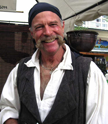 Judy Wise: Art in the Pearl Eye Candy