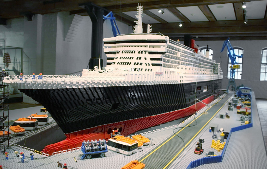 Internationales Maritimes Museum Hamburg: Lego der Superlative: Queen ...