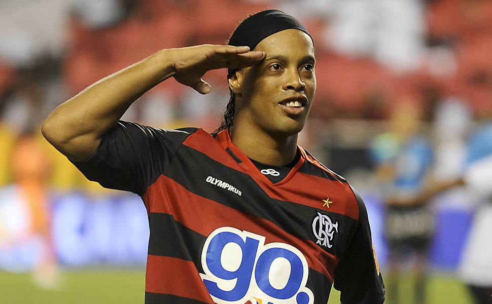 BONDesportes: FLAMENGO VENCE NA ESTREIA DE RONALDINHO GAUCHO