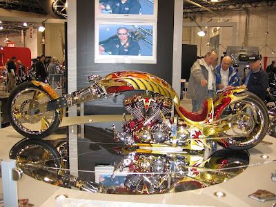 Trucks, Cars and Motorcycles: Nehmesis Yamaha V-Star Show Bike