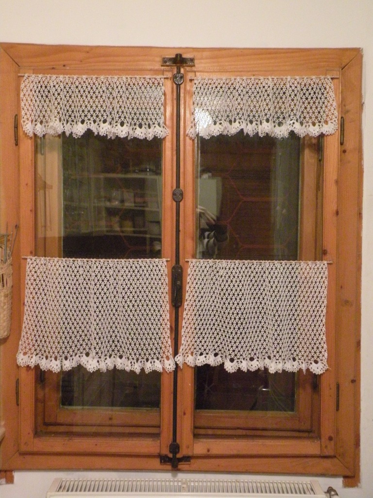 hand made: Perdele crosetate 3