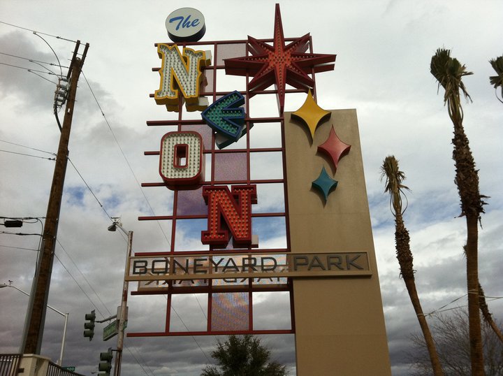 Las Vegas Arts and Culture: Cultural Corridor shines during a December ...