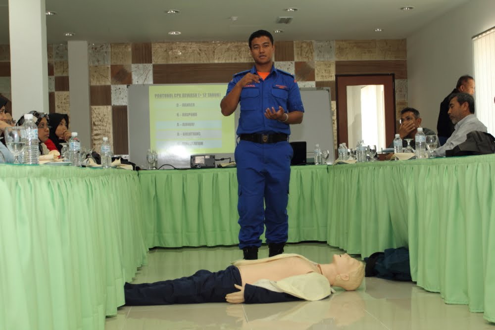 Pohon_Gallery: JPAM first aid, CPR and fire fighting training