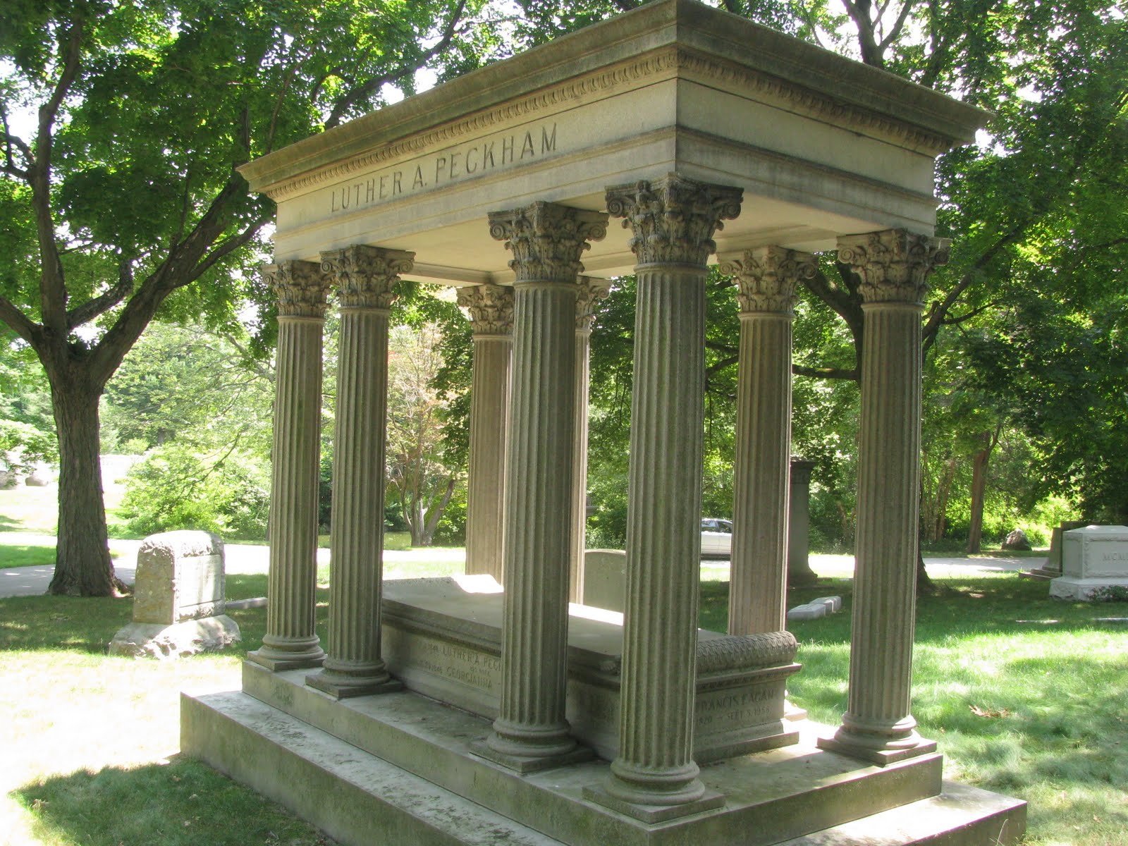 Grave Images: 51 Cemeteries Project: # 42 Swan Point Cemetery ...