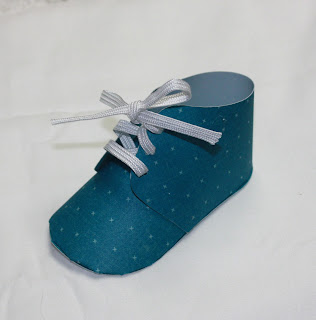 Christys Stitches: Paper baby shoes