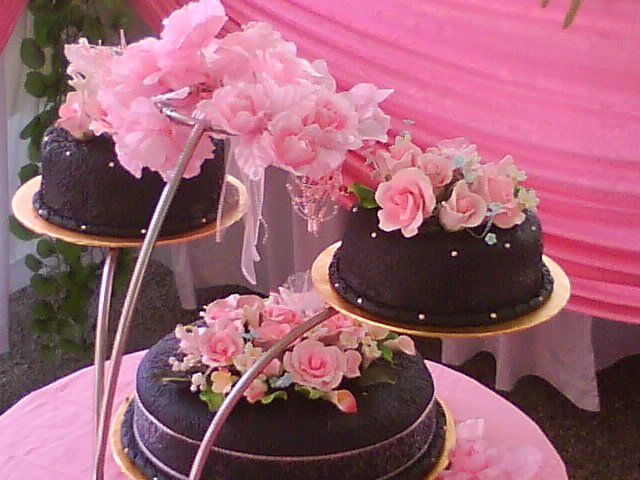 Kek Kahwin Tema Pink Hitam | Eksekutifsuri Bakery