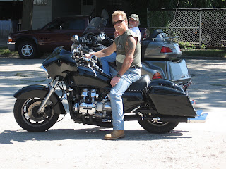 Motorcycle Photos: Who said that Goldwing it's a borried bike?