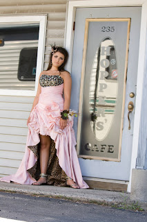 Photography...simply a matter of light!: Trash the Prom Dress...