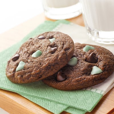 BAKING BUDDIES: Dark Chocolate & Mint Chips