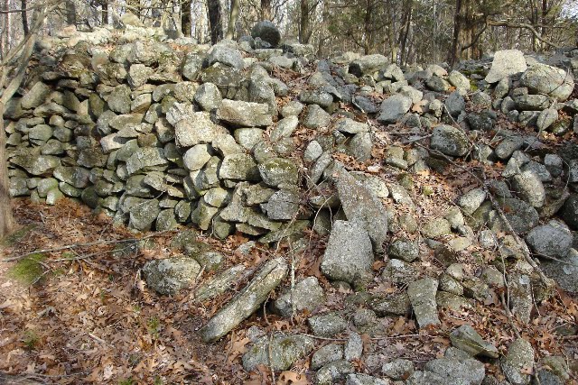 Rock Piles: More on the large oval piles from N. Stonington CT with ...