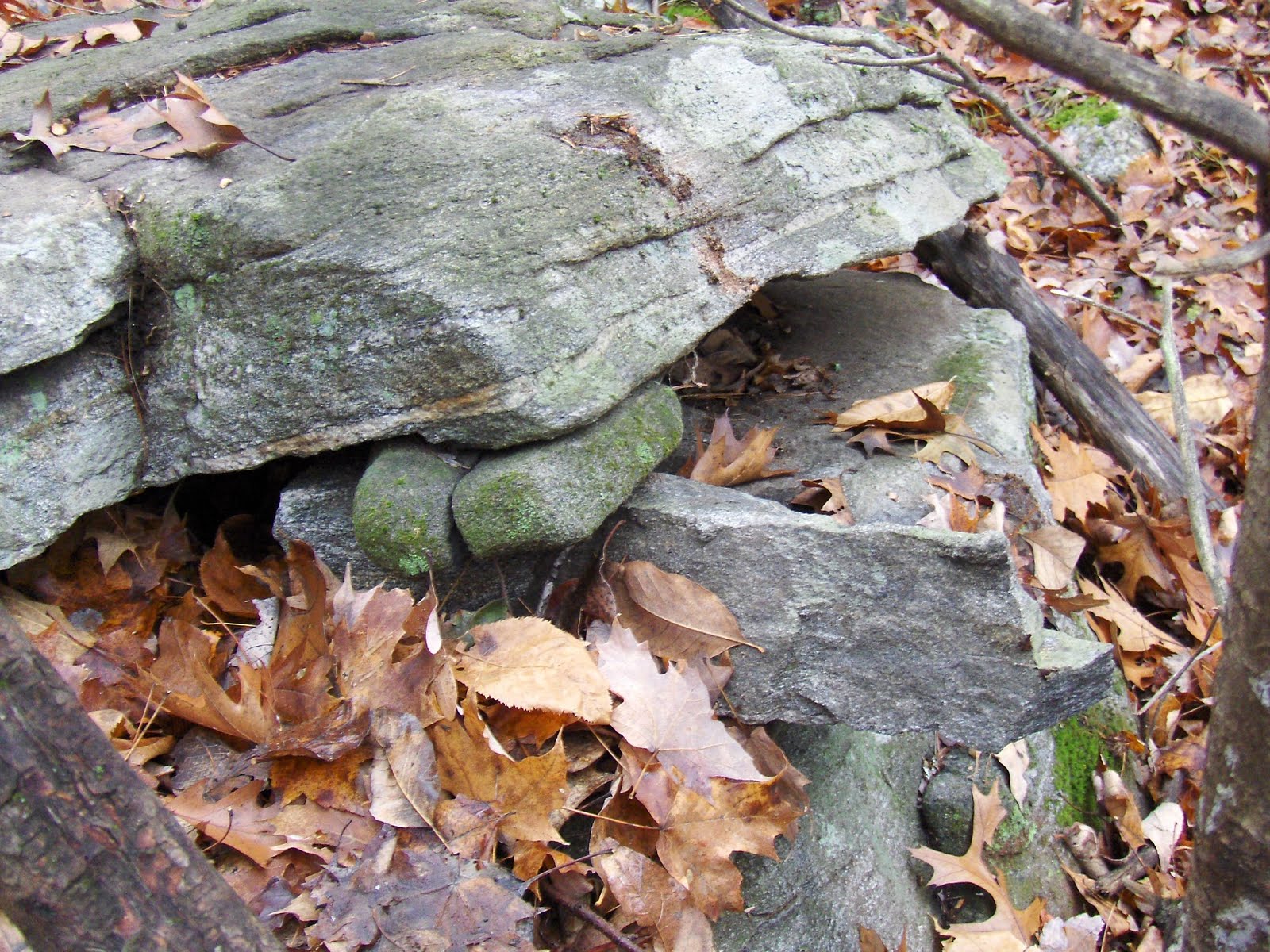 Rock Piles: Just downhill from the end of Fieldstone Ln - Stow MA: The ...