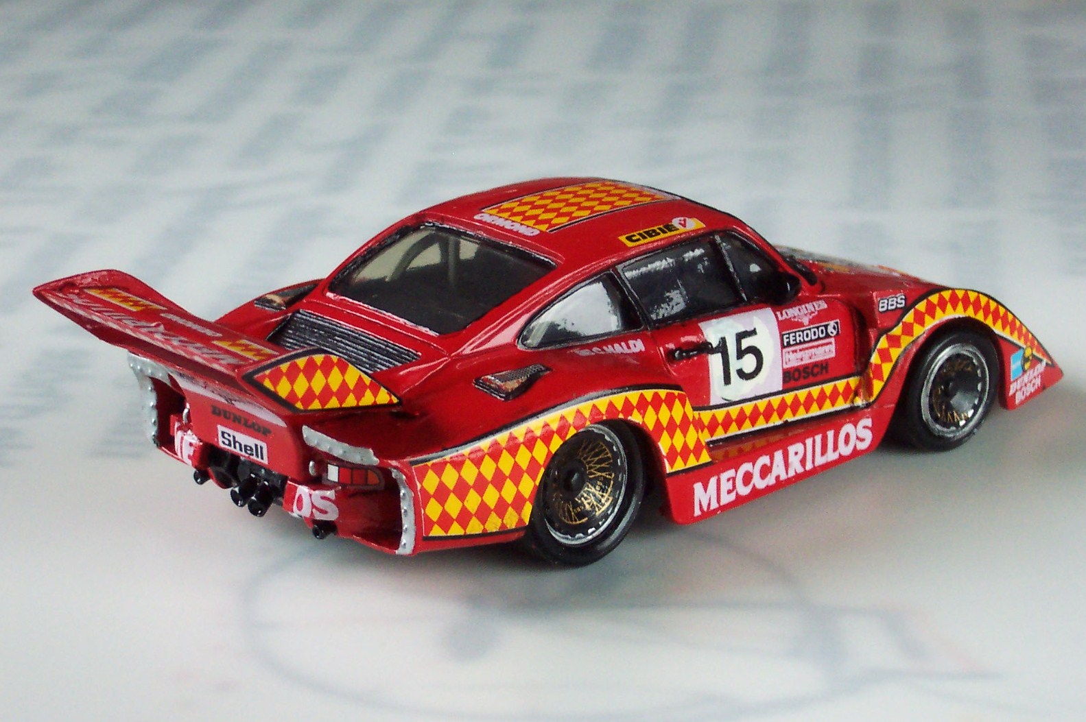 1-43 Porsche Models: Porsche 935/77A (Slope-nose)