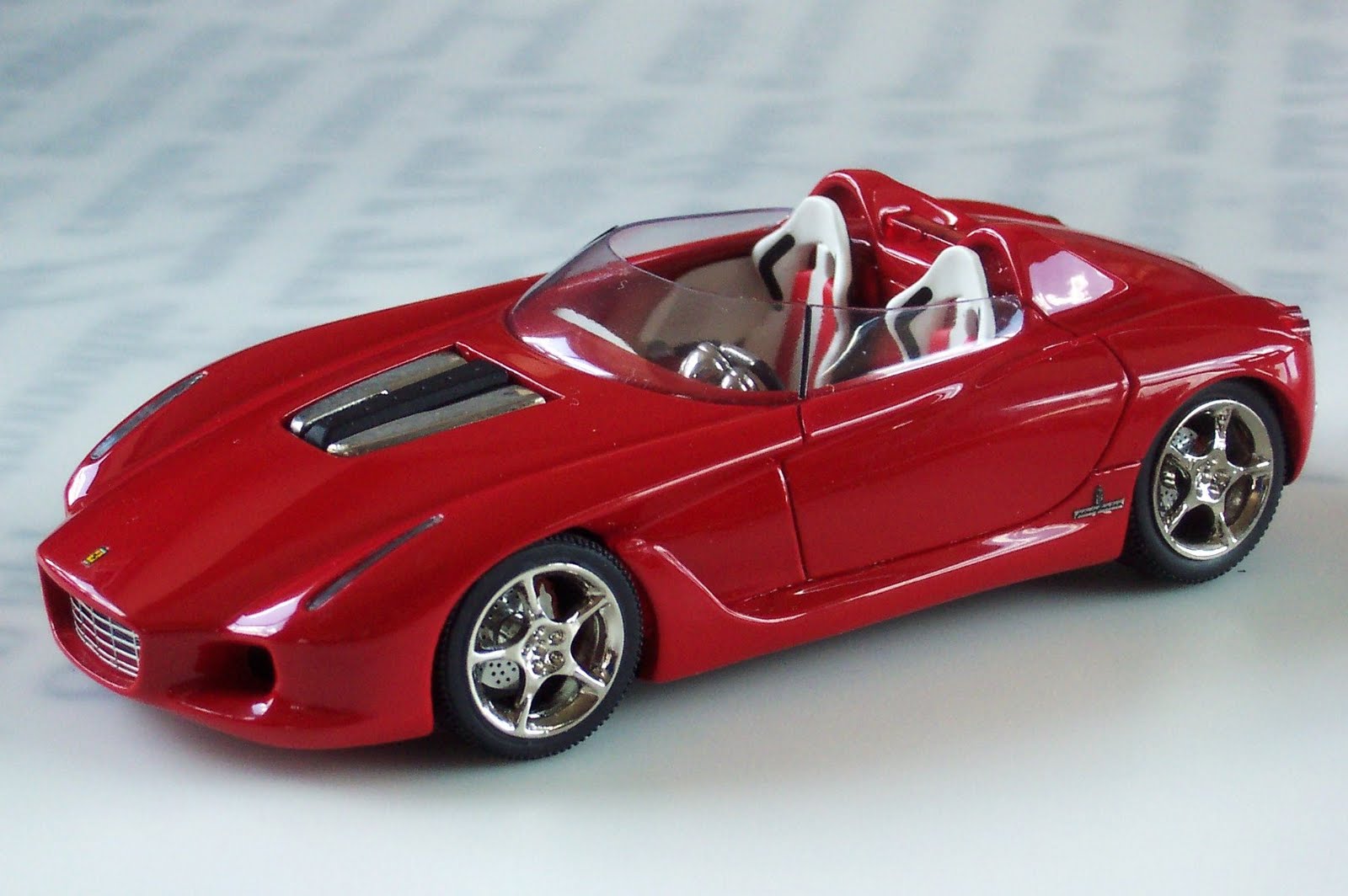 1/43 Concept cars: Ferrari La Rossa