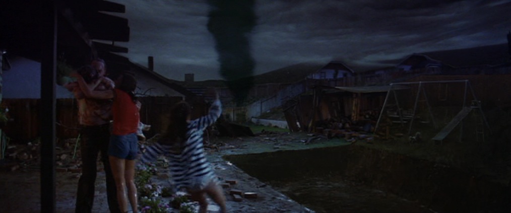 The Single-Minded Movie Blog: Old School Effects: The Cloud Tank