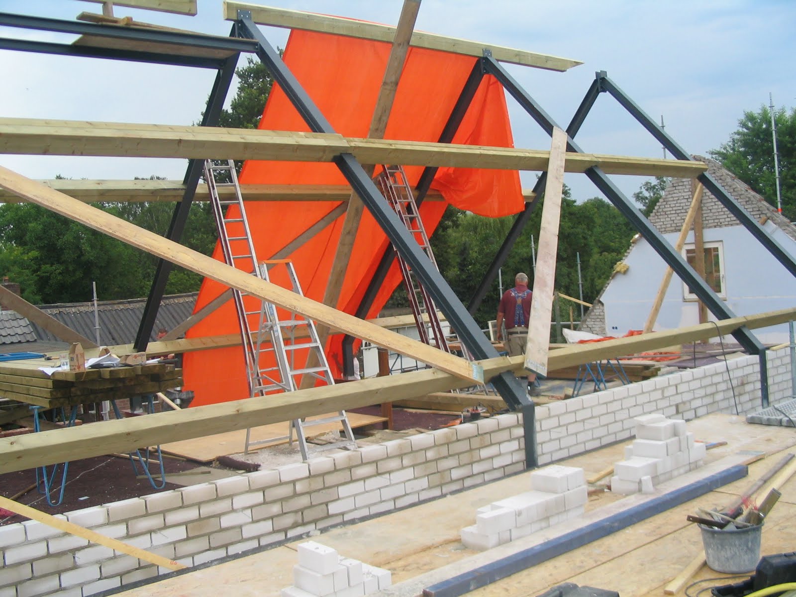 De Terheijdentjes: Het Dak (deel 12) - Gordingen geplaatst?