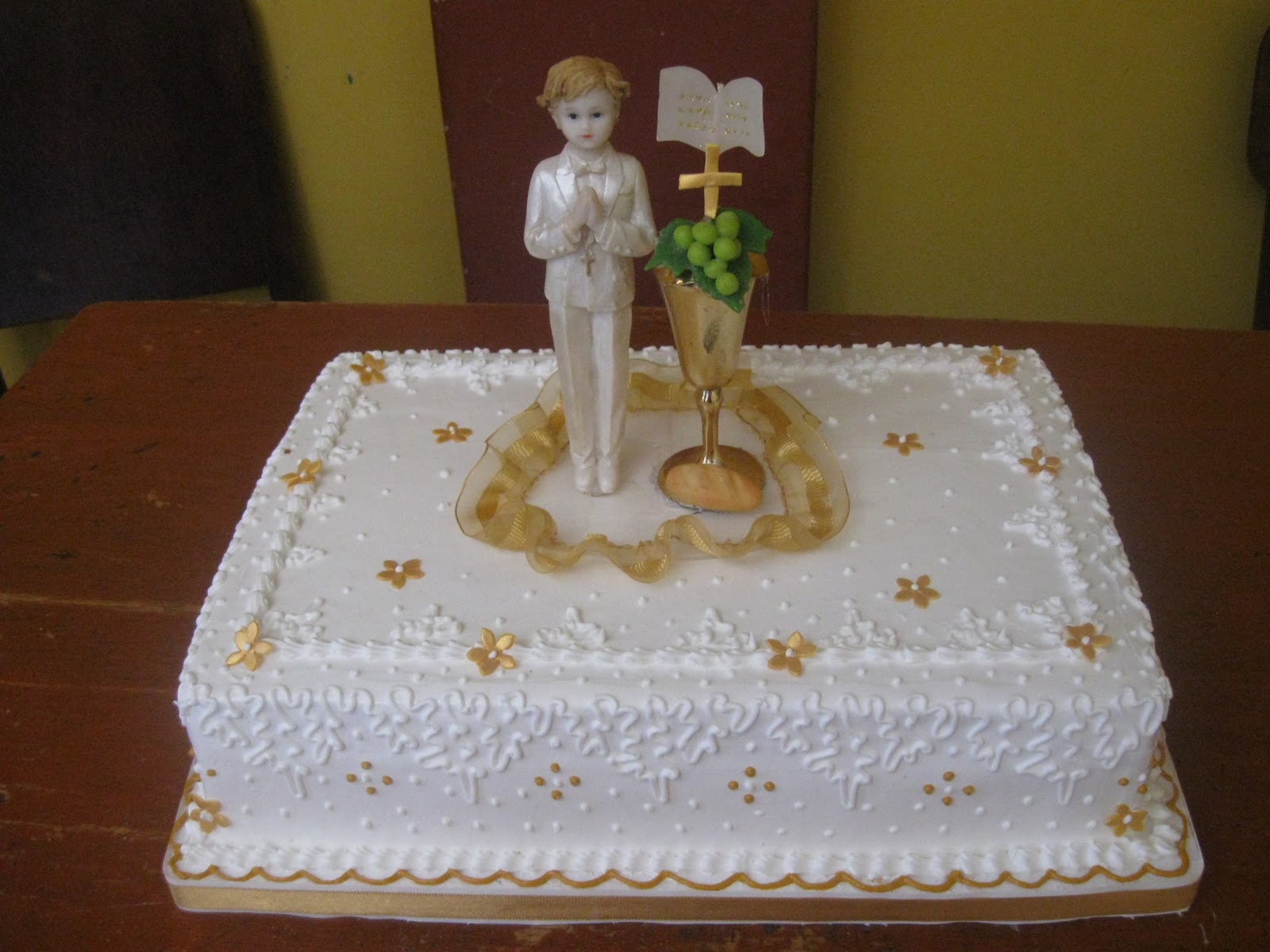Tortas para primera comunion de niña - Imagui