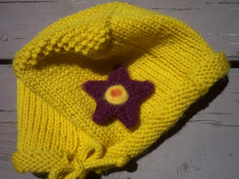 tangled...: june's square hat...