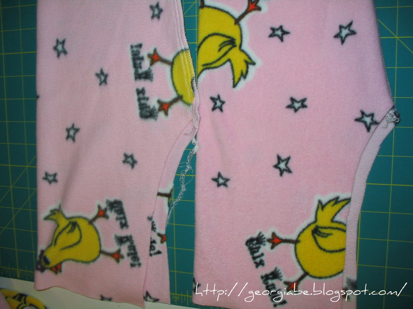 GeorgiaBE....the crafty side: How to sew one seam pants