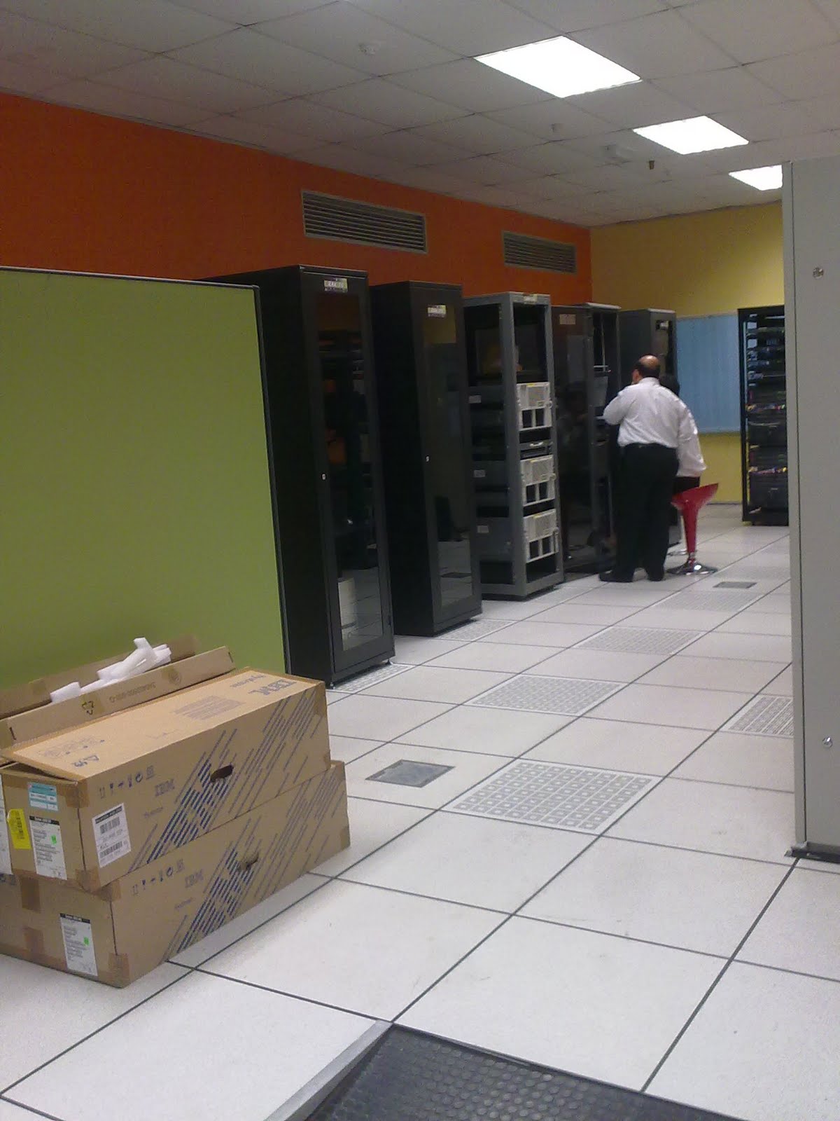 ~once in a lifetime~: Beku di bilik sever