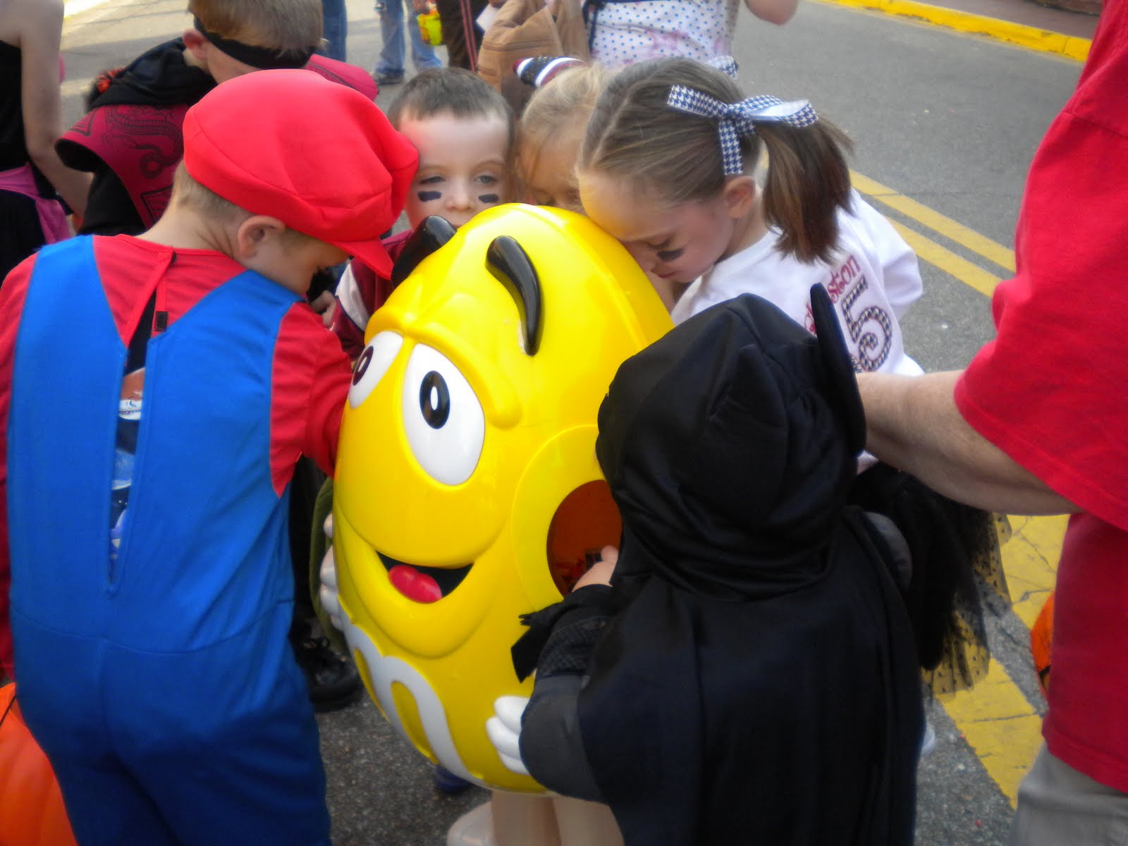 My Three Olson Boys: Prattville Candy Walk