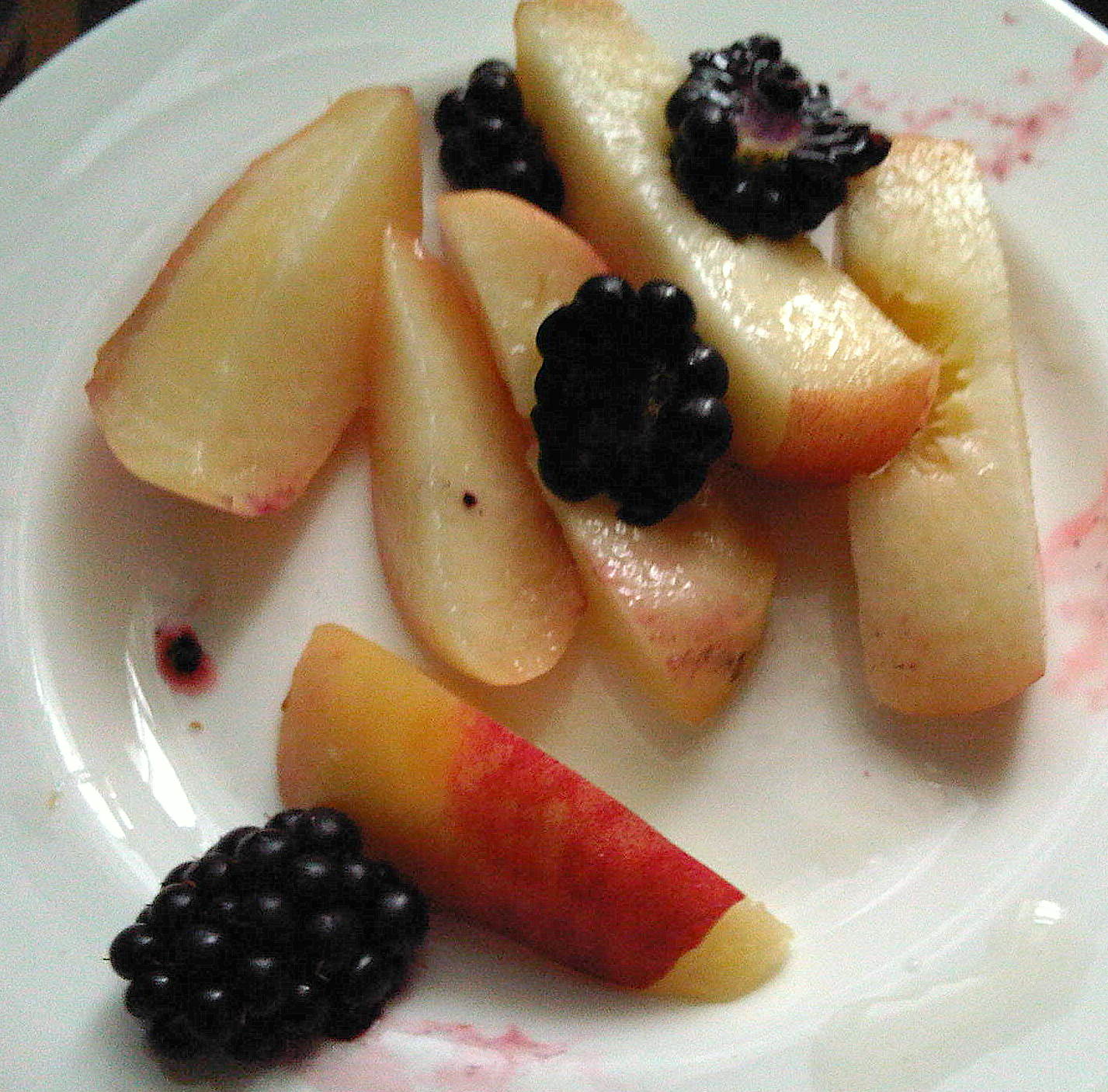 Scarlet Pippin: UFO peaches