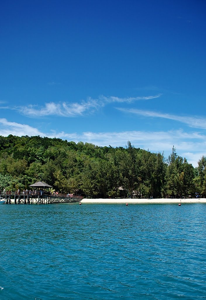 THROUGH MY HUMBLELENS: Land of Borneo Manukan Island