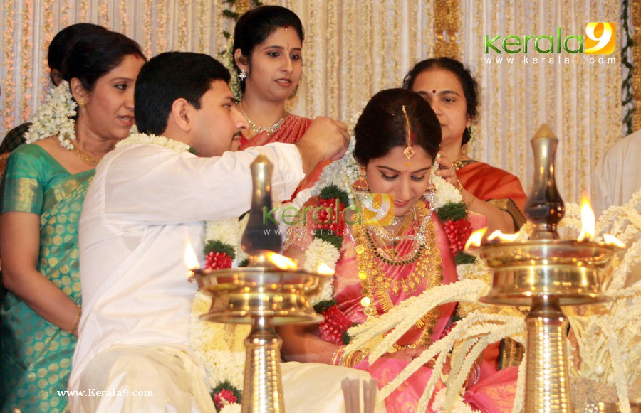 Shweta Mohan Marriage | Veethi