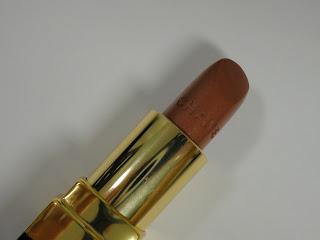 Never Enough Gloss: Lip of the Day: Chanel Beige Felin & Petit Peche