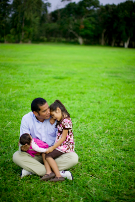Pics and Kicks: Tanuvasa Family: Laie Family Portraits.