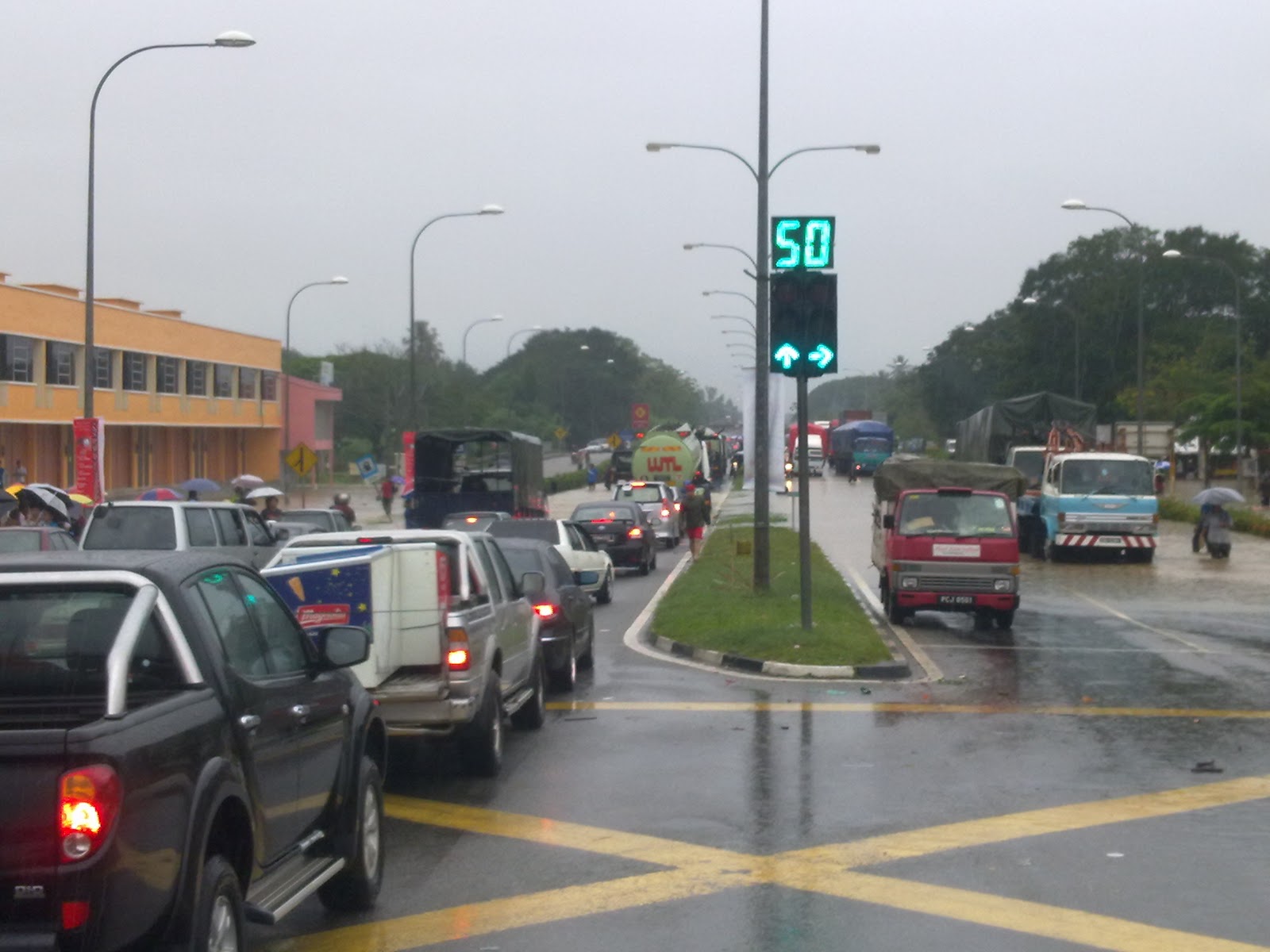 RADIO AMATUR CHANGLUN, KEDAH: Berita Terkini: Keadaan Banjir Di ...