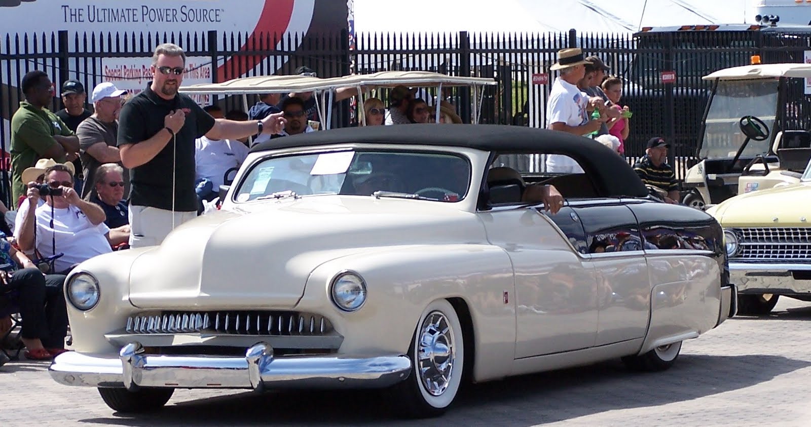 Creative & Refreshing Inspirations: Good Guys Car Show