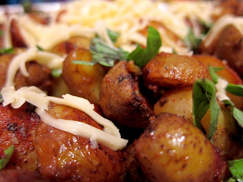 Weekends at Nathan's: Baked Marble Potatoes with Paprika, Basil and Cheese