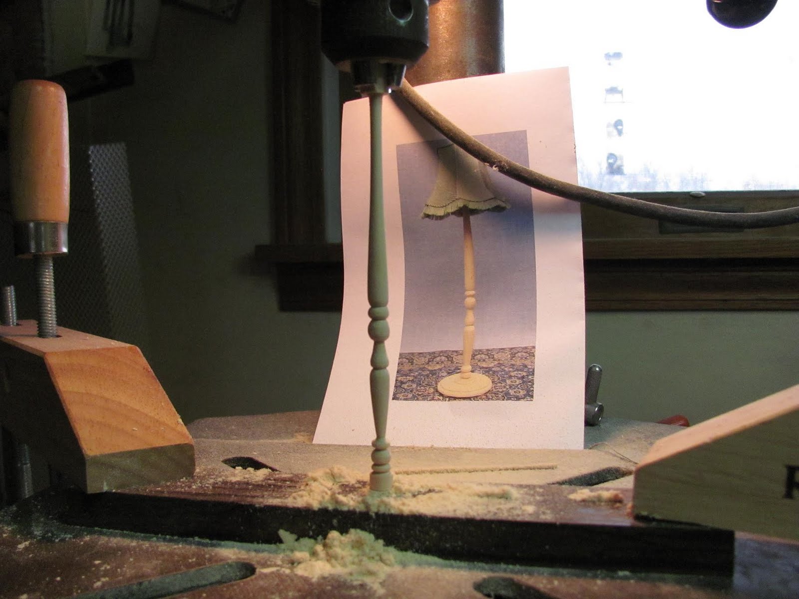 Dollhouse Miniature Furniture - Tutorials | 1 inch minis: 2010