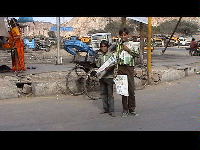 फुटपाथ: Baal Mazdoor ki Awaz