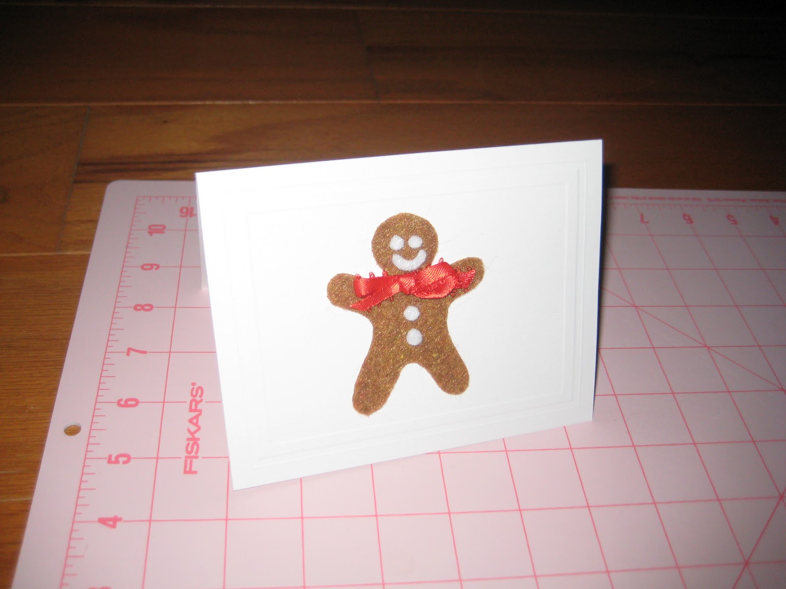 {change of venue}: DIY: Gingerbread Man Holiday Card