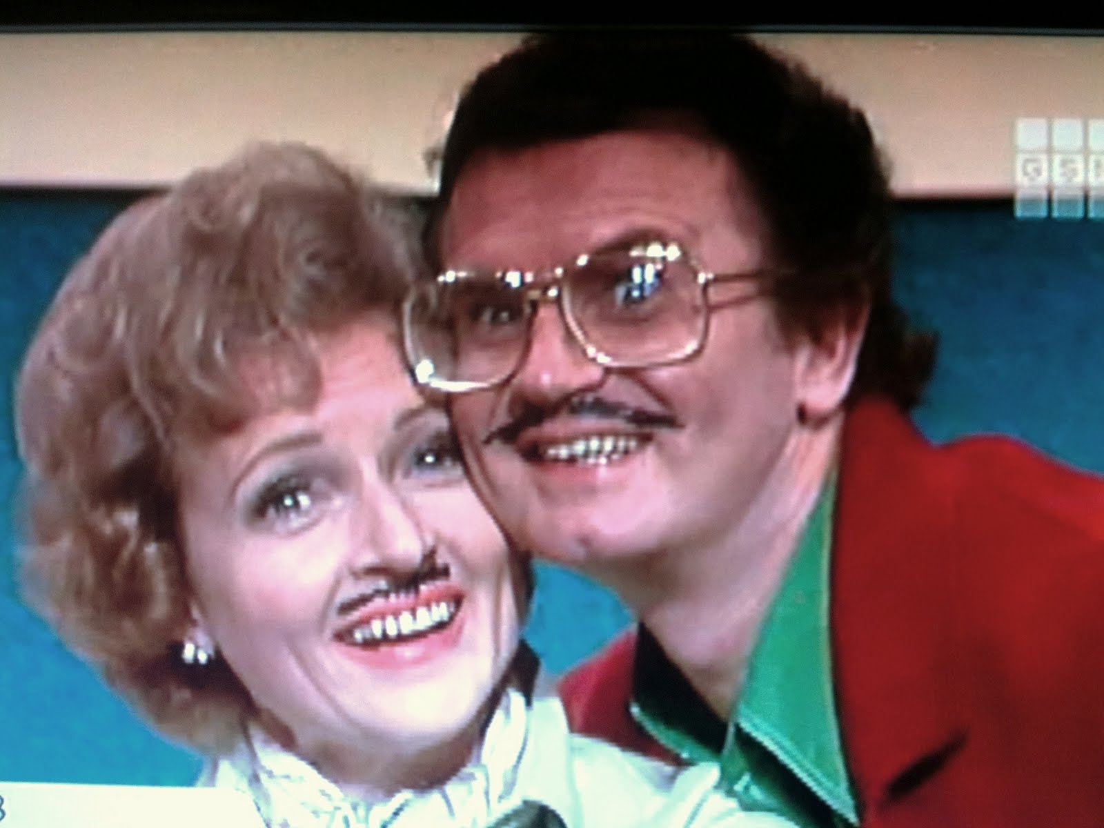 Metalsgirl: happiness is Charles Nelson Reilly