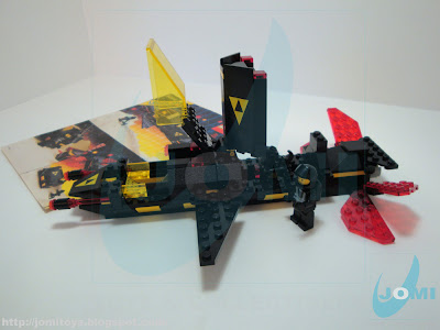 JoMi toys: 6894 Blacktron Invader