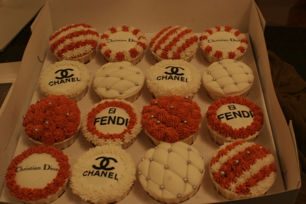 Farisha's Cupcakes: Designer Labels