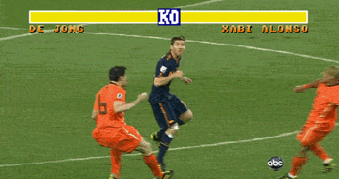 El Mundial 2010: La patada de Nigel de Jong a Xabi Alonso en la final ...