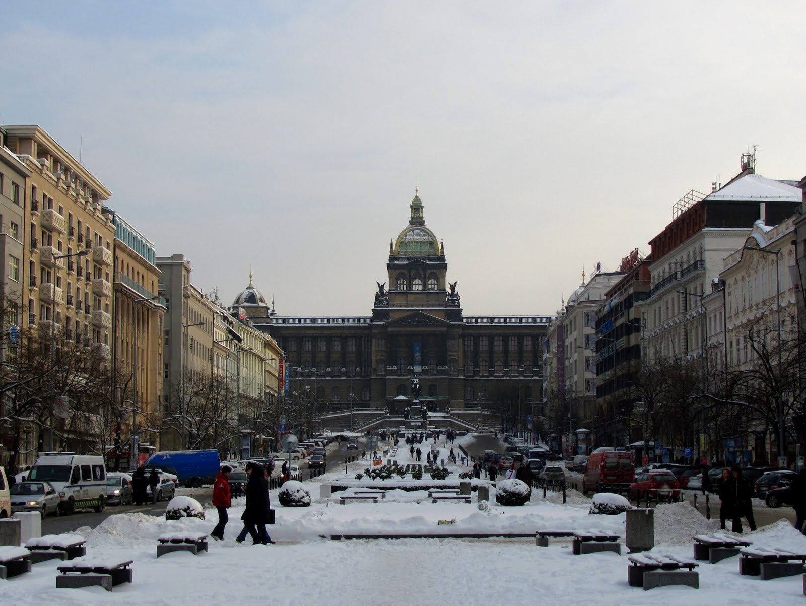 Abroad in the Czech Republic: Today In Prague...much snow