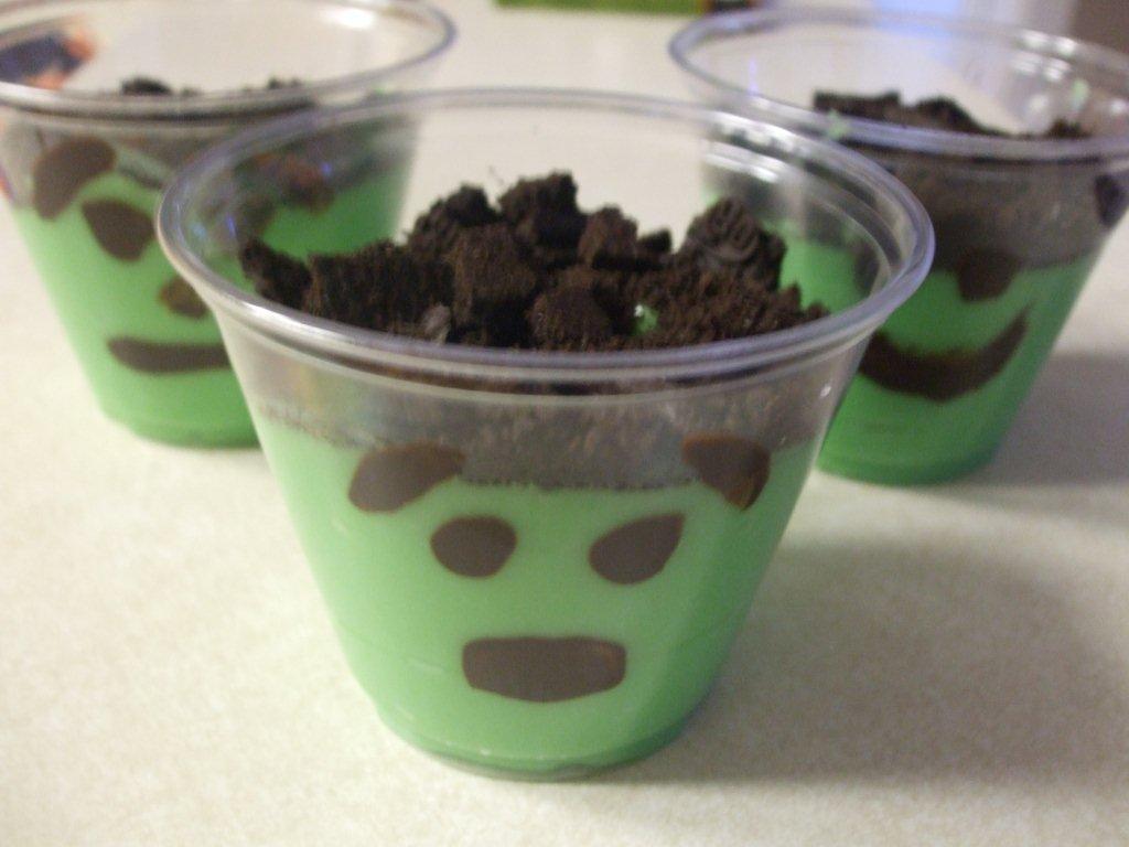 The Roberts' Recipe File: Monster Pudding Cups