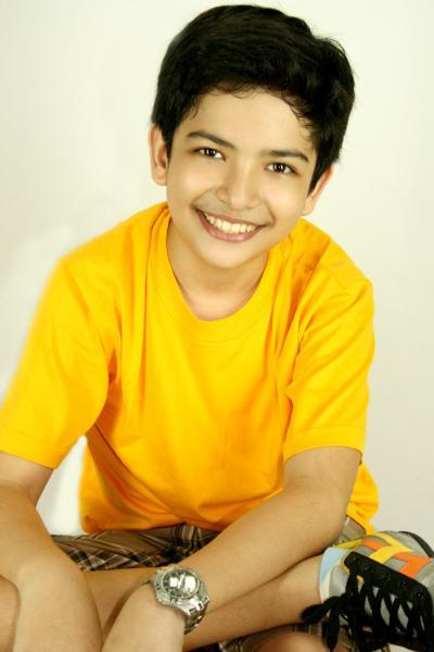 Make Me Blush: Dampi - Peculiar Hybrid of Gay Concoction & Religious Yarn