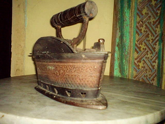 Setrika Motif | Barang Antik Klasik