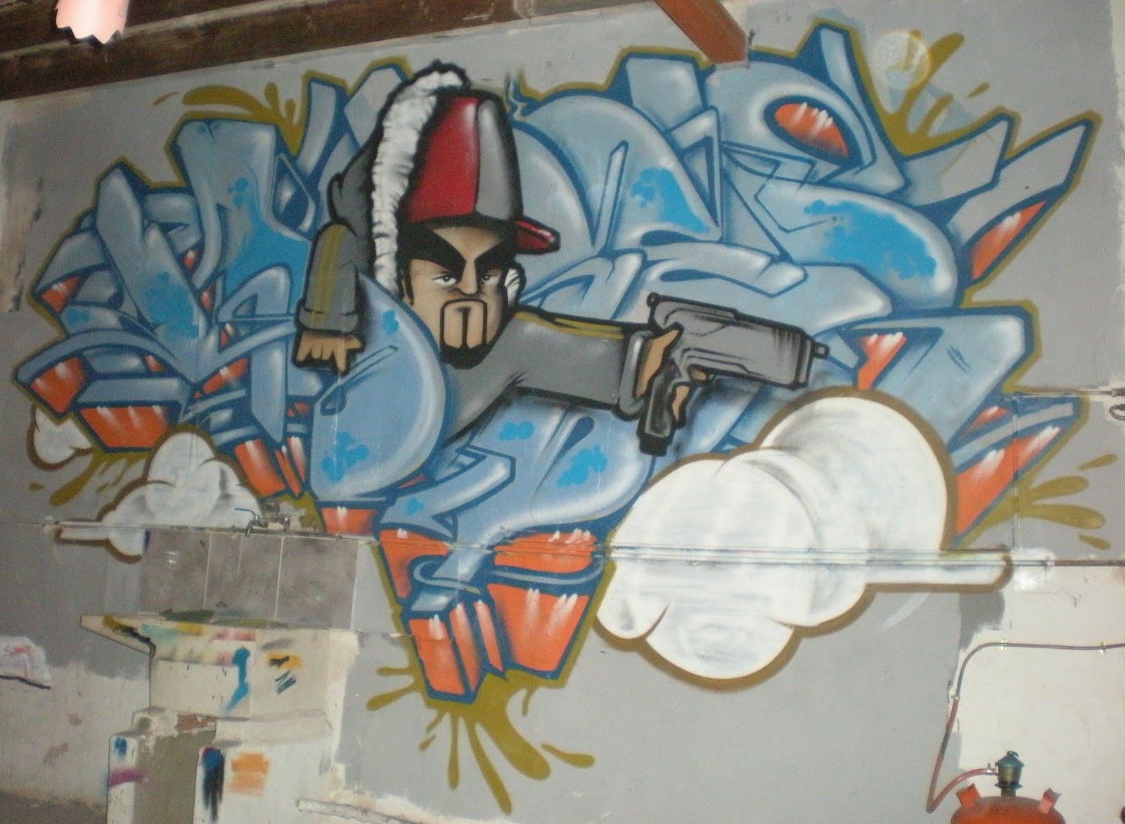 LazonadelosGraffitis...: Entrevista + Exposición TASER (ALICANTE)