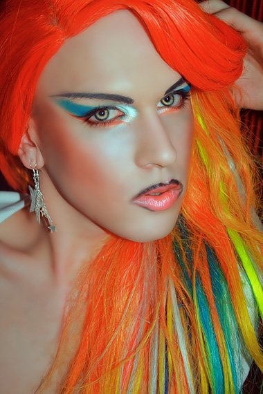 London Fashion & Music: I ♥ Over-The-Top Make Up!